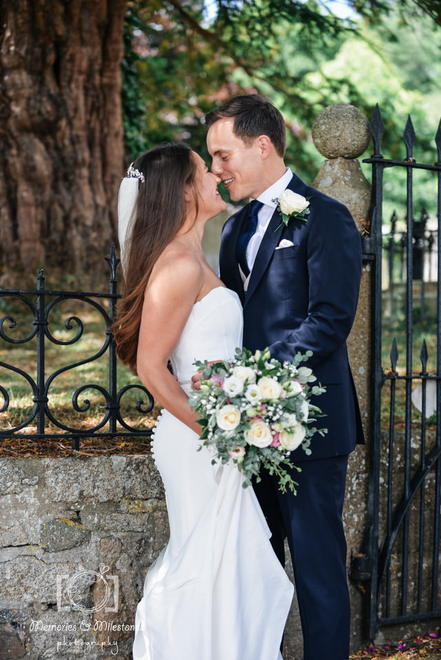 Harefield Barn Devon Wedding Photography ~ Hannah & Craig | Devon Wedding Photographer